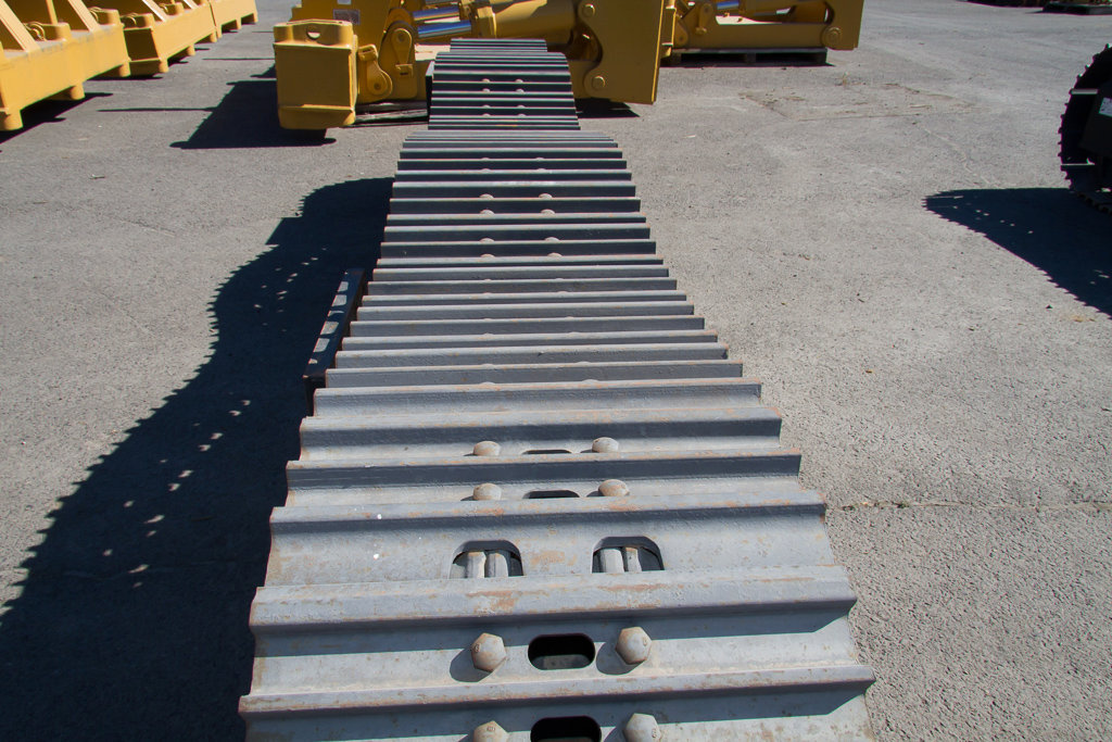 New TRACK FRAME GRP 15T : Portland Tractor Inc. (PTI)