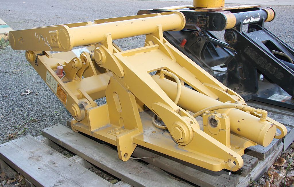 Used LIFT ASSY BALDERSON FRONT 21-0262 | Portland Tractor Inc. (PTI)