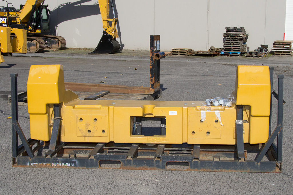 Unused Caterpillar COUNTERWEIGHT A 3672334 : Portland Tractor Inc. (PTI)