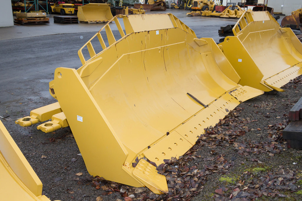 Unused Caterpillar BLADE - 8 SU DOZER 38-0195 : Portland Tractor Inc. (PTI)