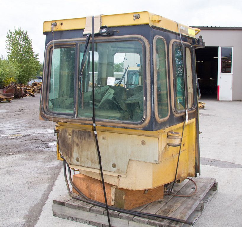 Caterpillar Cabs | CAT Excavator Cabs | Portland Tractor