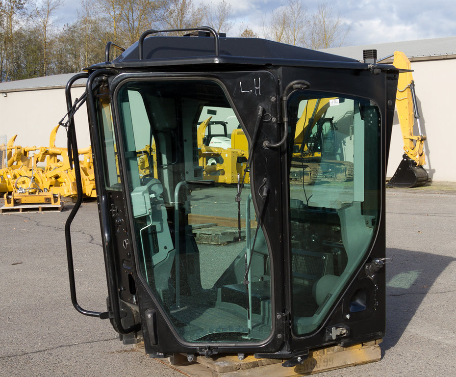 New CAT Take Off CAB - EROPS 51-0394 : Portland Tractor Inc. (PTI)