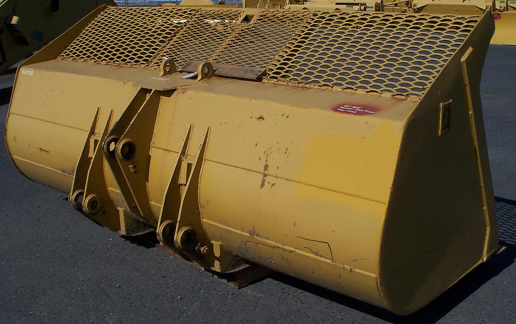 Used CHIP BUCKET GRP 60-1665 | Portland Tractor Inc. (PTI)