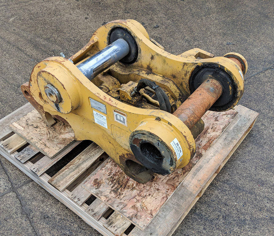 Good Used COUPLER GRP - DB LINK QUICK 60-1744 | Portland Tractor Inc. (PTI)