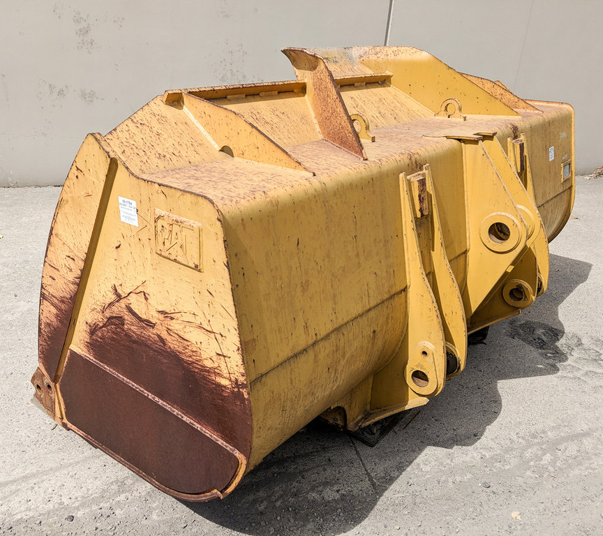New CAT Take Off BUCKET - 114" GP 60-1784 : Portland Tractor Inc. (PTI)