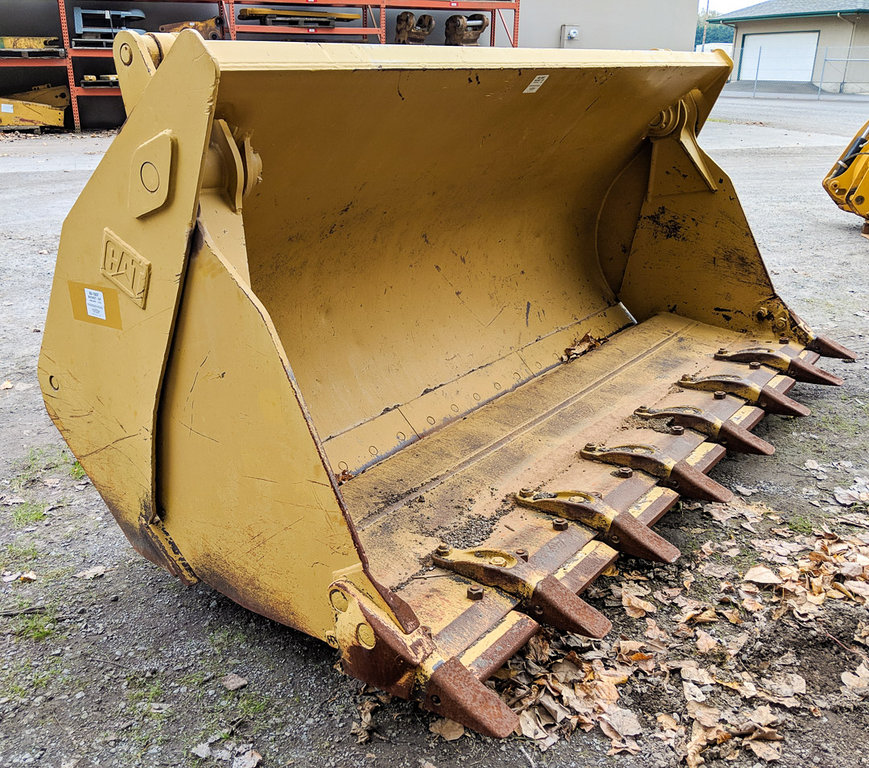 Good Used BUCKET - MP 60-1807 : Portland Tractor Inc. (PTI)
