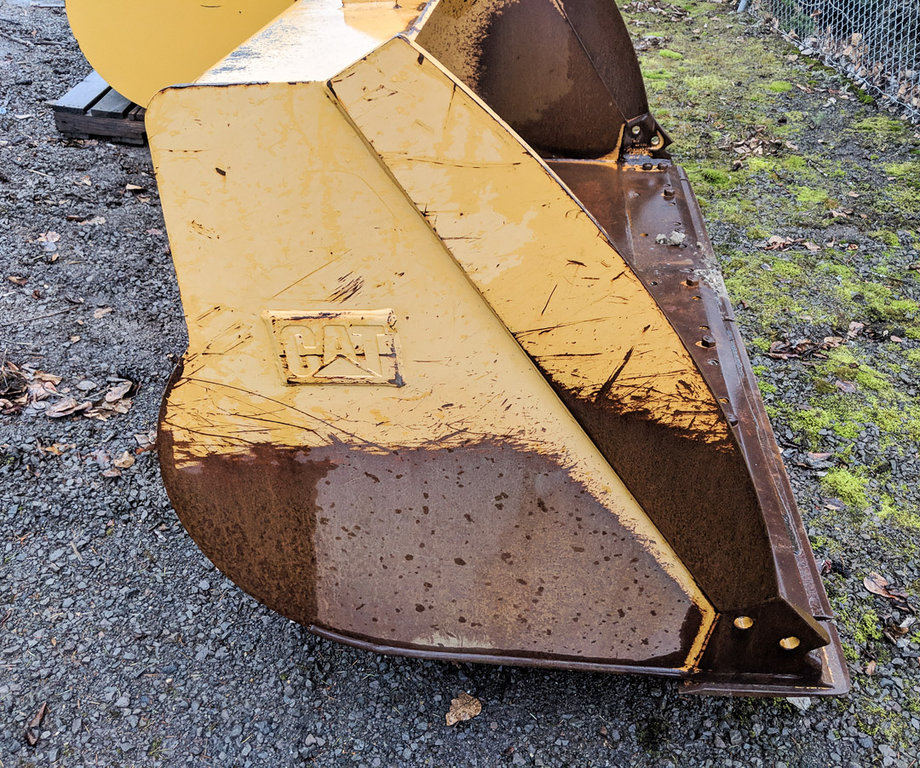 Good Used BUCKET - 99" GP 60-1849 : Portland Tractor Inc. (PTI)