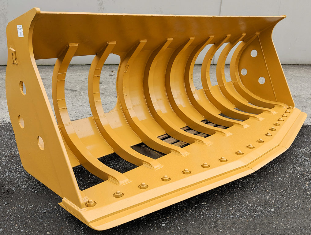 Good Used BUCKET - ROCK TINE 60-1865 : Portland Tractor Inc. (PTI)