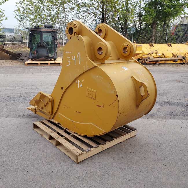 New CAT Take Off BUCKET - 42" TB LINK 60-2111 | Portland Tractor Inc. (PTI)