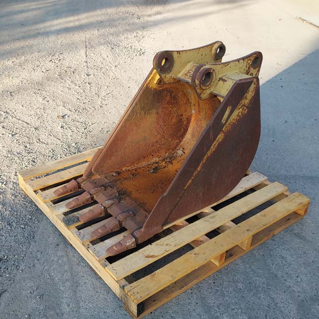 Good Used BUCKET - 24" HOE HD 60-2124 | Portland Tractor Inc. (PTI)