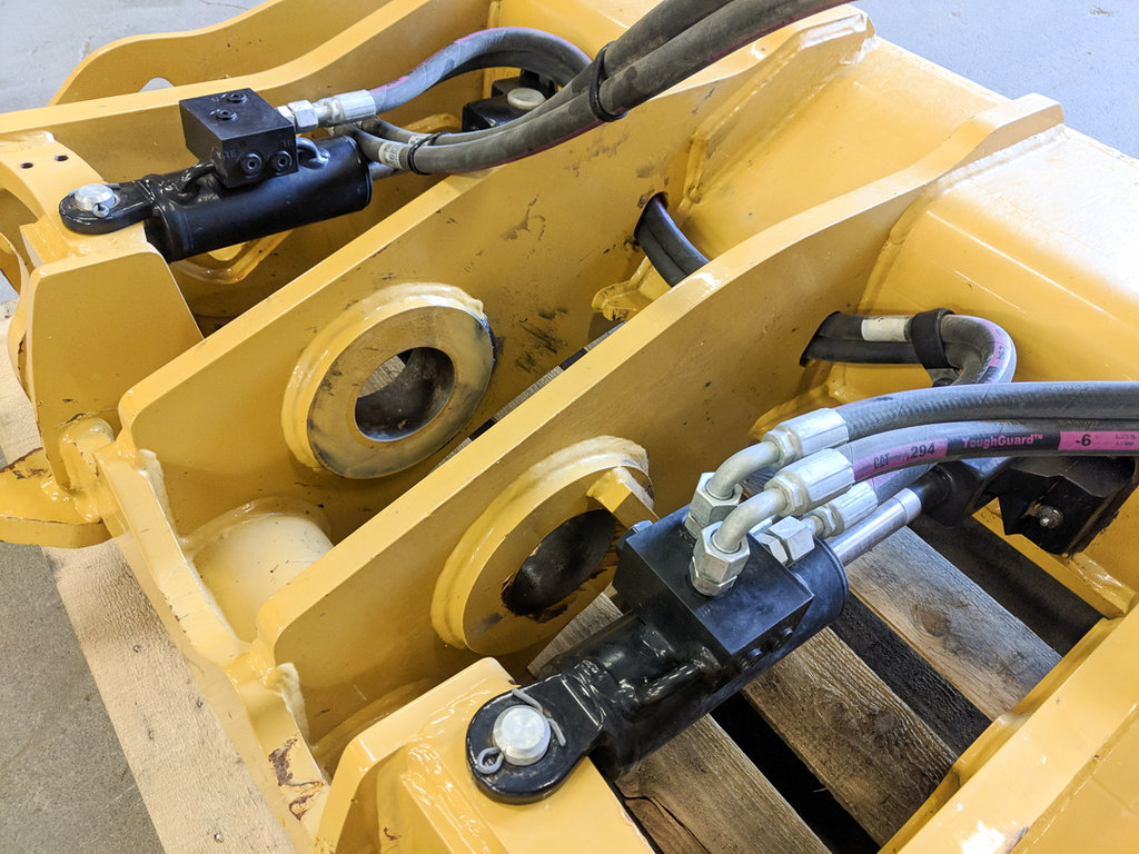 New CAT Take Off COUPLER GRP - QUICK 61-0238 | Portland Tractor Inc. (PTI)