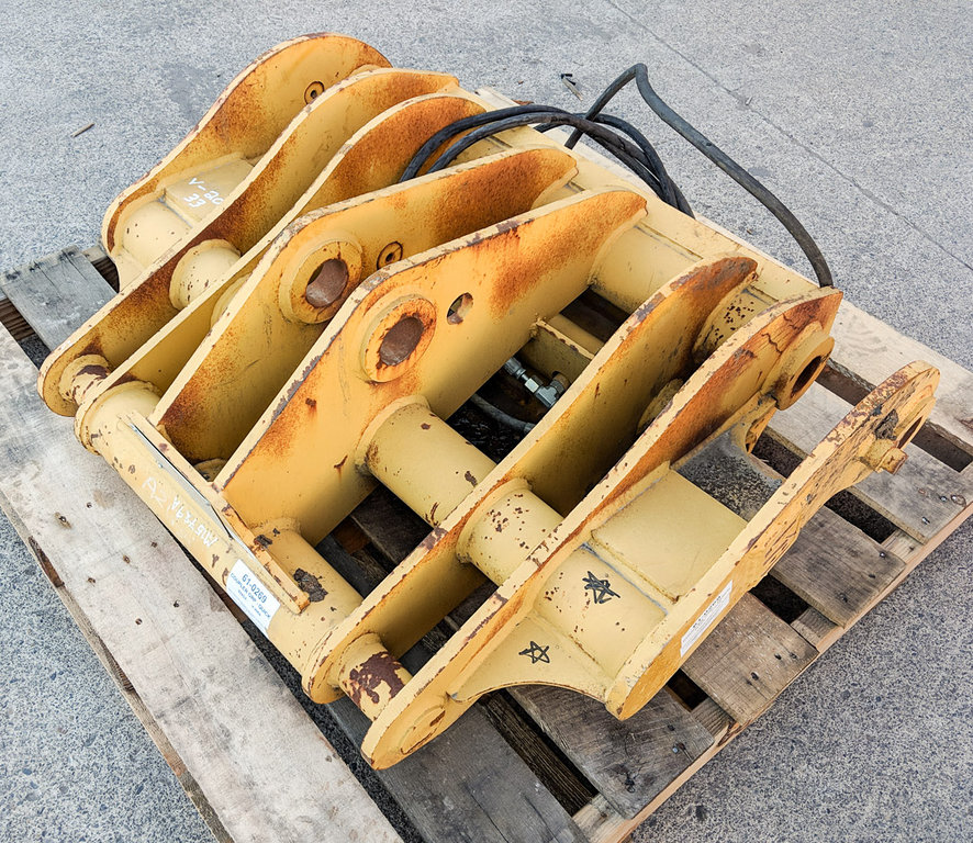 Used COUPLER GRP - QUICK 61-0269 | Portland Tractor Inc. (PTI)