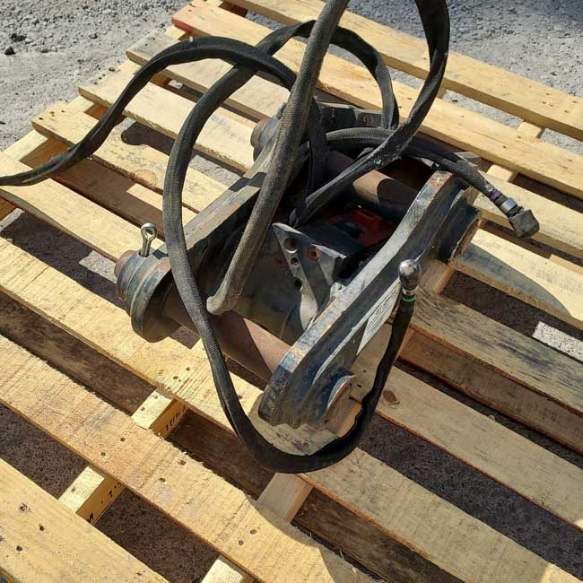 Good Used COUPLER GRP - QUICK 61-0424 | Portland Tractor Inc. (PTI)