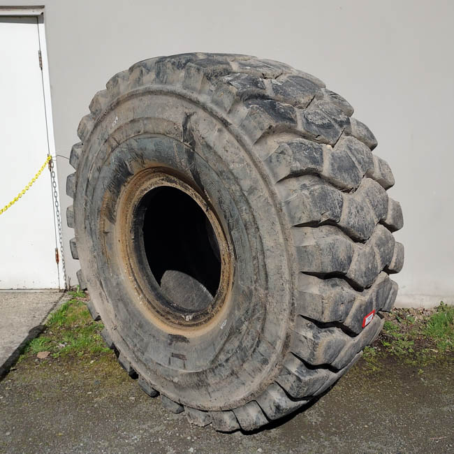 Used TIRE 70-0410 : Portland Tractor Inc. (PTI)